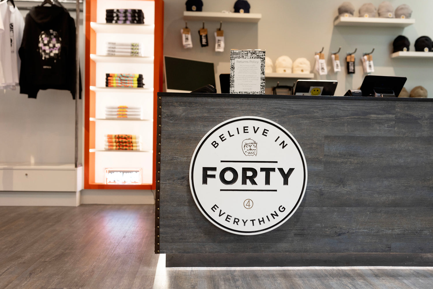 Forty Stores – Forty Clothing